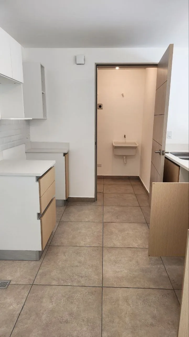 Alquiler De Apartamento A Estrenar En Torre Artea. Nuevo Cuscatlán. 3 ...